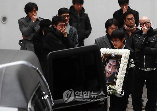 故 박광정 동료들의 슬픔속에