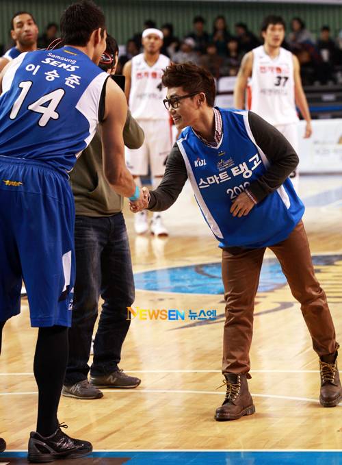 포토엔 김범수 이승준 선수 너무 크다