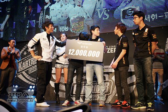 포토 준우승을 차지한 팀106 고개를 들지 못한 유영혁