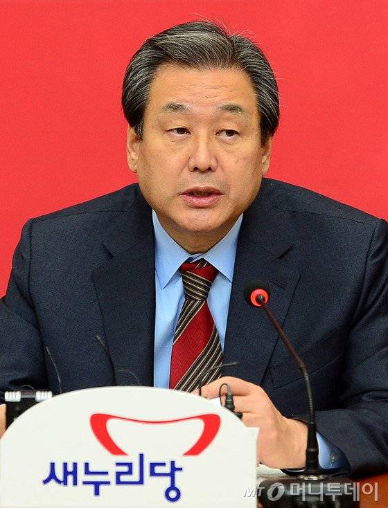김무성·이근면 공무원 정년연장 적극 도입 한목소리