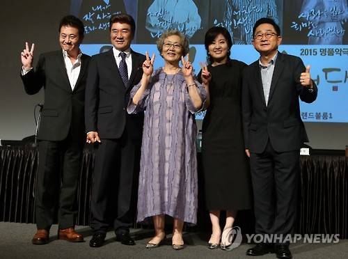 이덕화 형식은 신파 악극이지만 연기·연출은 첨단