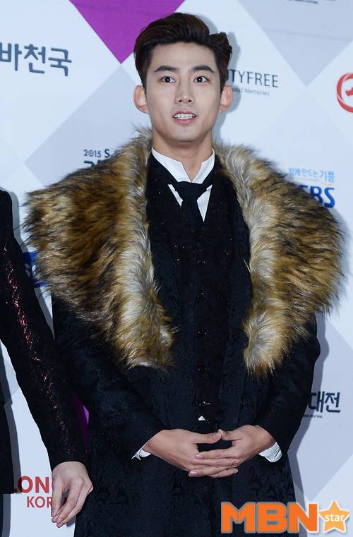[SBS가요대전] 2PM 택연 '짐승돌의 독보적인 의상'
