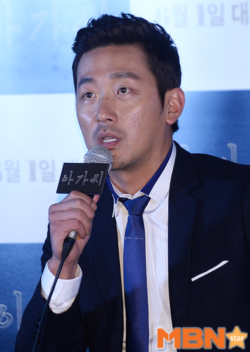 아가씨 하정우 굴욕적인 장면 시나리오 보고 눈 의심