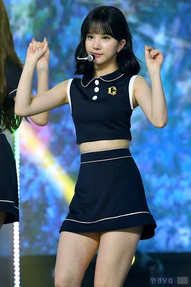 포토 여자친구 은하 점점 예뻐지는 미모~