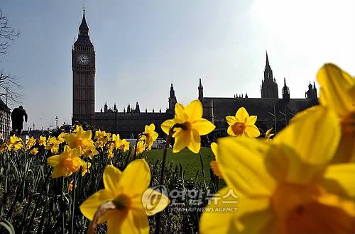 BRITAIN WEATHER SPRING IN FULL BLOOM