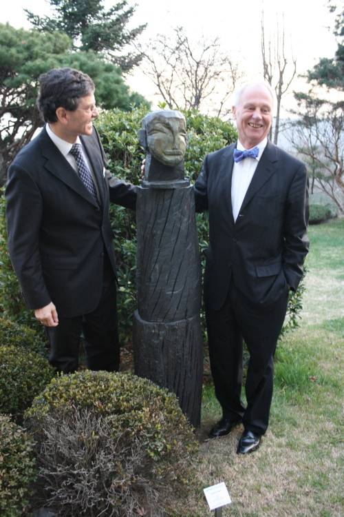 German diplomacy exhibited through art