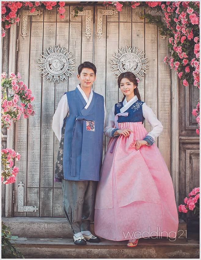 계절마다 아름답게 피어나는 꽃보다 아름다운 황금단의 신부 2