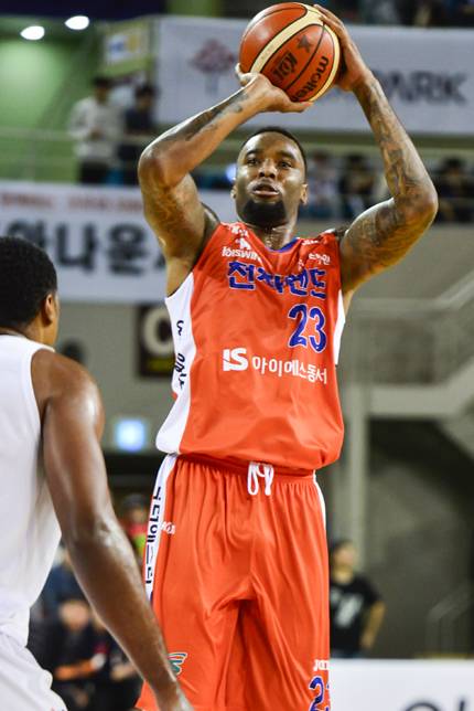 [MD포커스] '슬픈 존재감' 전자랜드 몰트리, 최악의 KBL 데뷔전