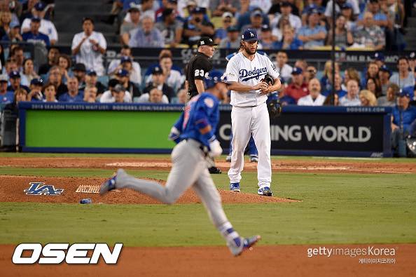 [NLCS] '2G 5개' 커쇼, 끝나지 않는 PS 피홈런 악몽