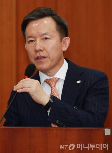 김상조 위원장 미래에셋대우 네이버와 주식교환 검토필요