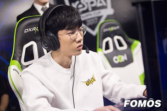 Kespa컵 그리핀 2세트서 63분 장기전 끝에 Sk텔레콤 제압 11