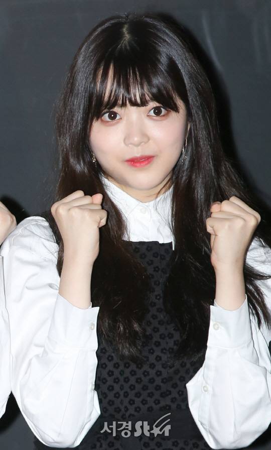 위키미키 지수연 깜찍한 지리더 위키미키 모해