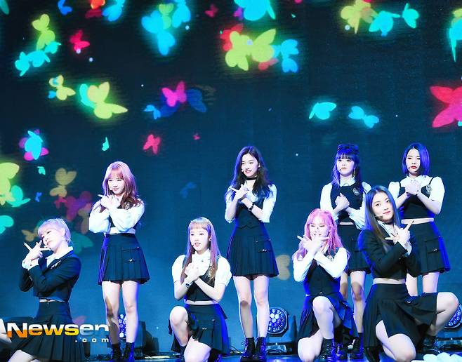 포토엔hd 위키미키 루아 루시 수화로 보여주는 아름다운 손동작