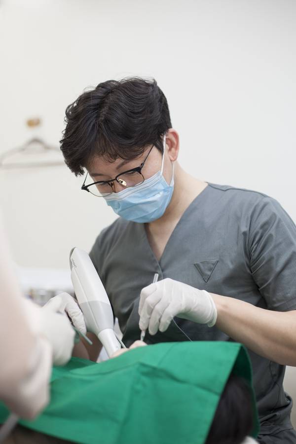 건강스펀지 치아교정 미루고 부정교합 방치하면 건강 상태 악화 우려
