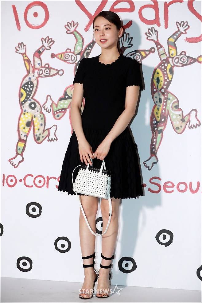 포토 안소희 인형같은 미모