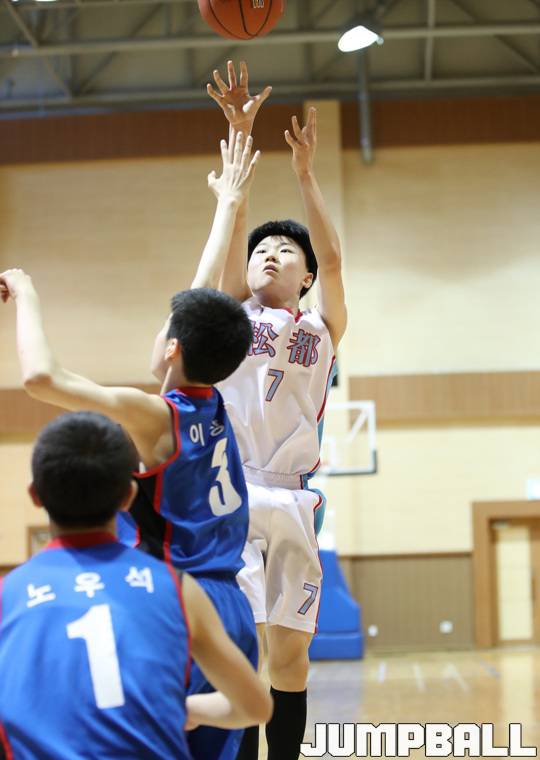 18연맹회장기 이민철 이건영 앞세운 송도중 침산중 완파