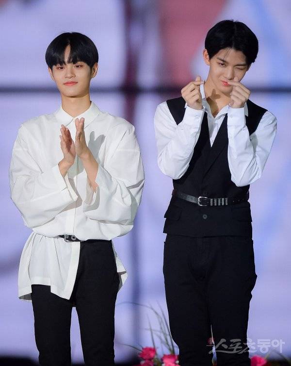 포토 워너원 이대휘 배진영 여심 녹이는 깜찍한 미모