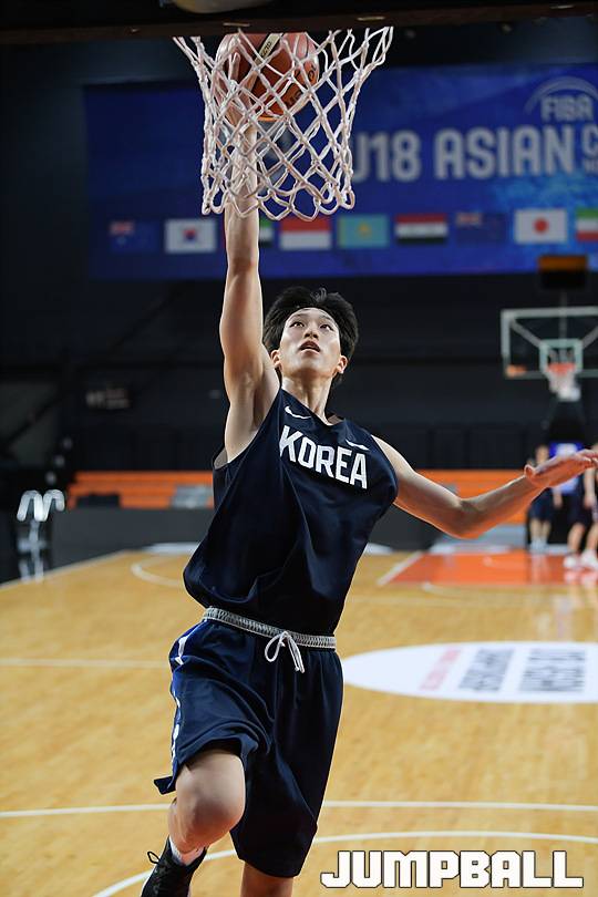 [JB포토] 훈련진행하는 U18 이준희