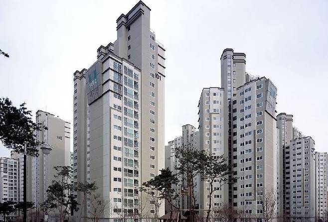 강남구 역삼동 아파트 역삼래미안 명문학군으로 인기 높아 눈길