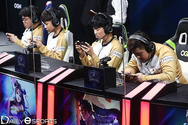 [KRKPL] 액토즈 스타즈 골드, ESC 제압하며 3위 안착