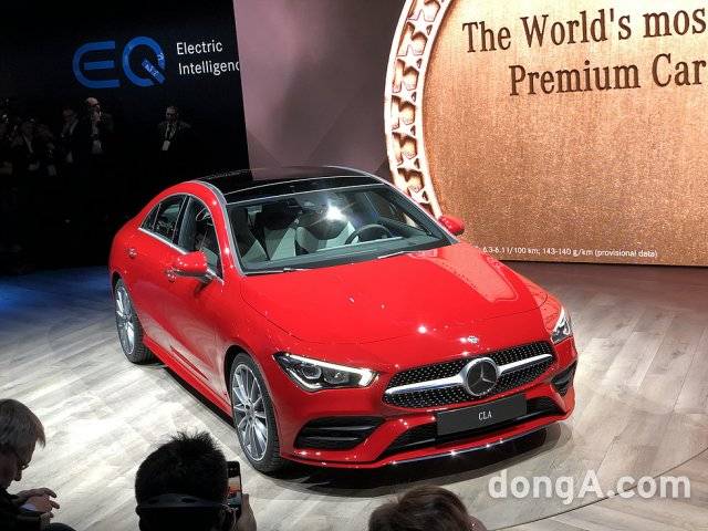 [CES 2019] 벤츠 '신형 CLA' 세계 최초 공개.."스마트 디바이스로 진화"