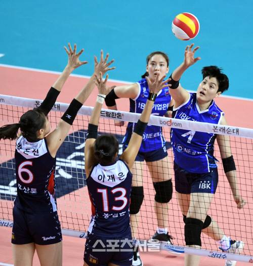 갈 길 바쁜 IBK-GS, 고춧가루 피해야 산다