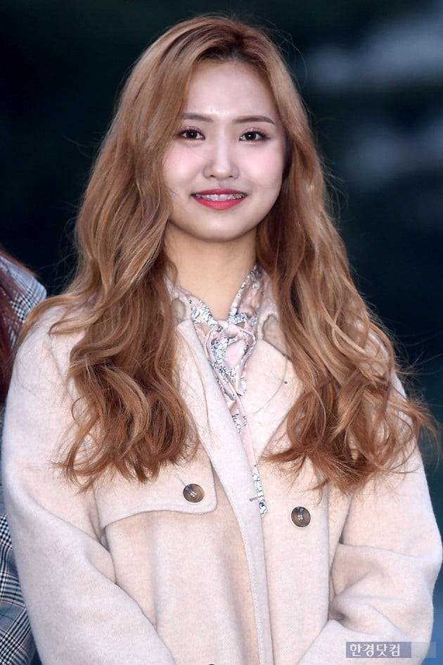 포토 가을로 가는 기차 백소미 막내의 귀여운 미소