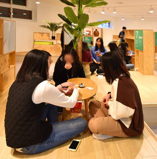 서울시 학교 6곳에 향기테라피·요가 등 스트레스 프리존 설치학생들 스트레스·우울감 27 뚝
