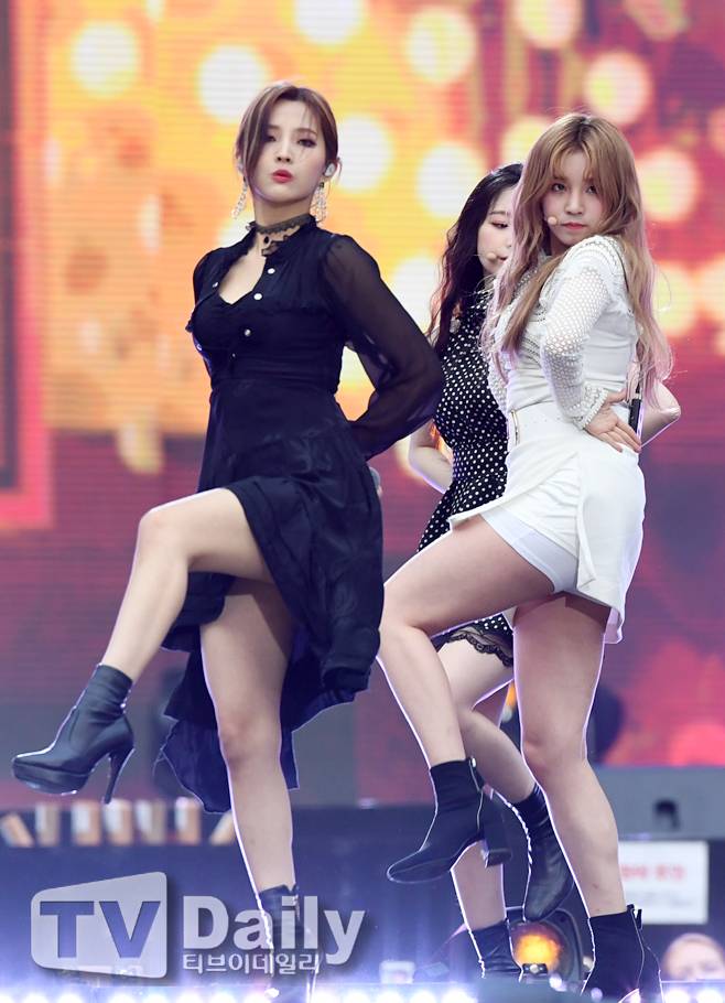 Td포토 여자아이들 소연 우기 섹시미 장착