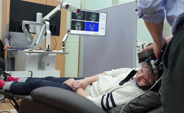 뇌질환 치료기기 개발기업 뉴로소나 알츠하이머 치료 위한 탐색임상시험 착수