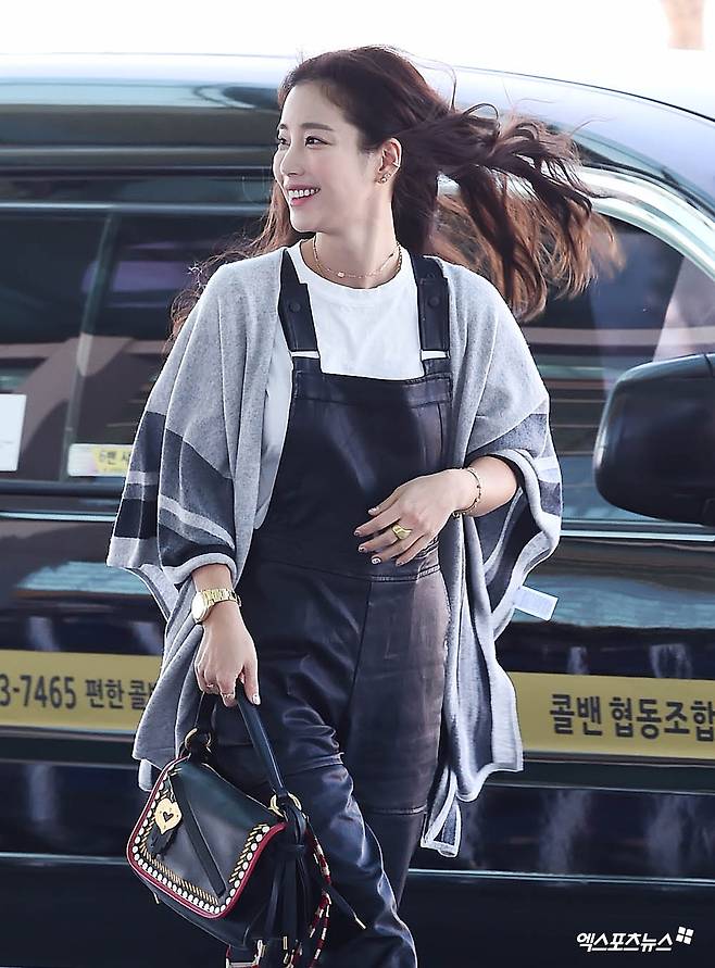 기은세 발랄한 밀라노 출국길 엑s Hd포토