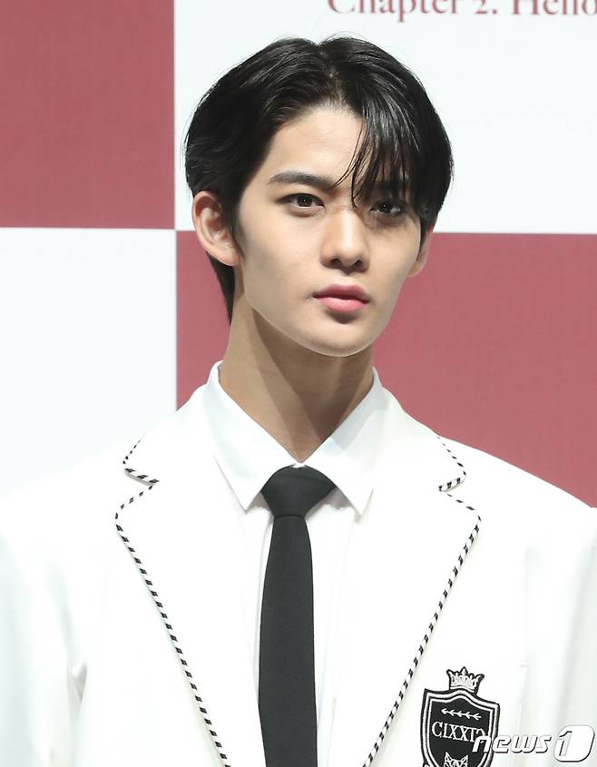 배진영, CIX 비주얼 센터