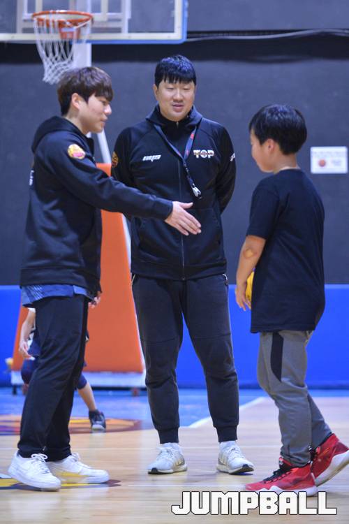 前 오리온 전정규 안산 Top 농구교실 강사로 새 출발농구의 재미 알려주고파