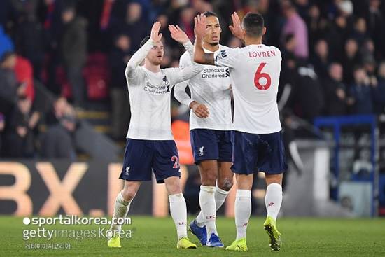 [EPL 13R] 리버풀 무패 행진..크리스탈팰리스에 2-1 승리
