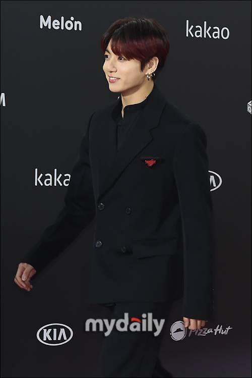 Md화보 귀공자 포스방탄소년단 정국 장발 자르고 물오른 비주얼