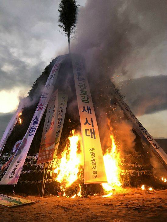 신종 코로나 확산 방지 총력 정월대보름 축제등 지역 행사 줄줄이 취소