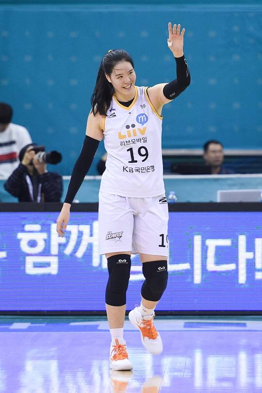 [WKBL 팀별 MVP] KB스타즈 기둥으로 우뚝 선 '월드 클래스' 박지수
