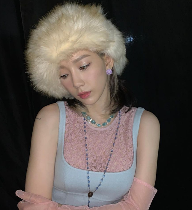 Taeyeon , a dream beauty completed with a Fur hat ..."I'll be on the ...