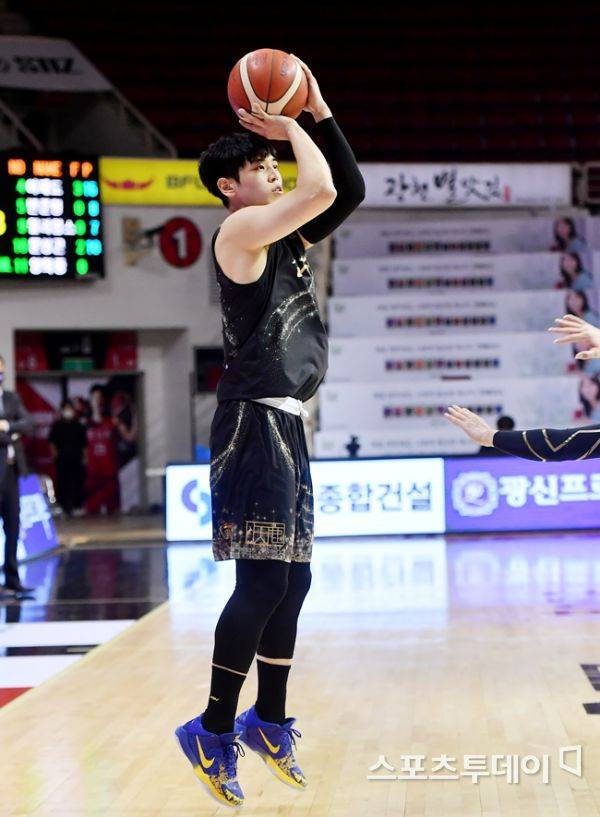 KBL, '변준형 고열' KGC-KT 25일 맞대결 연기