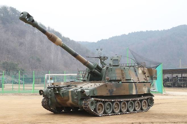 전장을 압도하는 '전장의 신' K55A1 자주포 | 국방홍보원