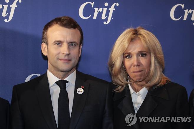 24살 연상이라고 적대 프랑스 퍼스트레이디 상처 고백