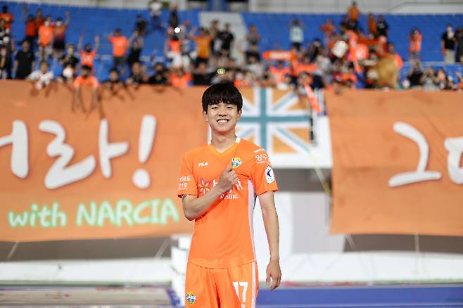 제주 무너뜨린 강원 김대원 2골 2도움으로 라운드 Mvp