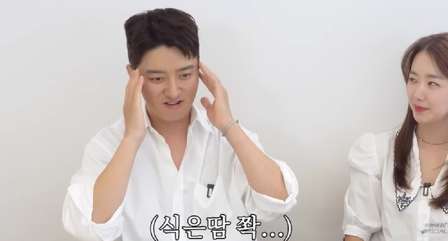 키스신 과하게 하다 열애설 나자 1달만에 결혼한 커플 어썸클