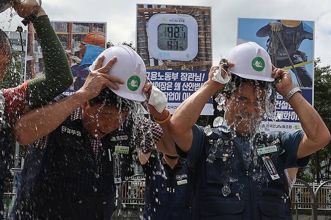 죽는 폭염 80년 안에 16배 늘어난다800명 숨진 시카고처럼