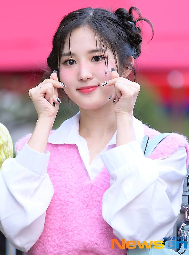 트라이비 송선 사촌언니 유리 닮은 비주얼 포토엔hd