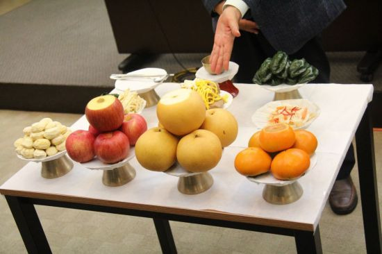 추석에 전 부칠 필요없어예의 아니다 성균관이 권장한 간소한 차례상