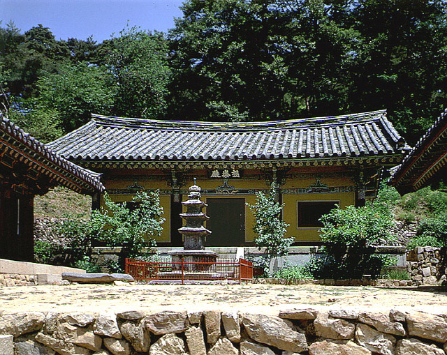 최고最古 목조건물이 부석사 무량수전 안동 영주시 고쳐야