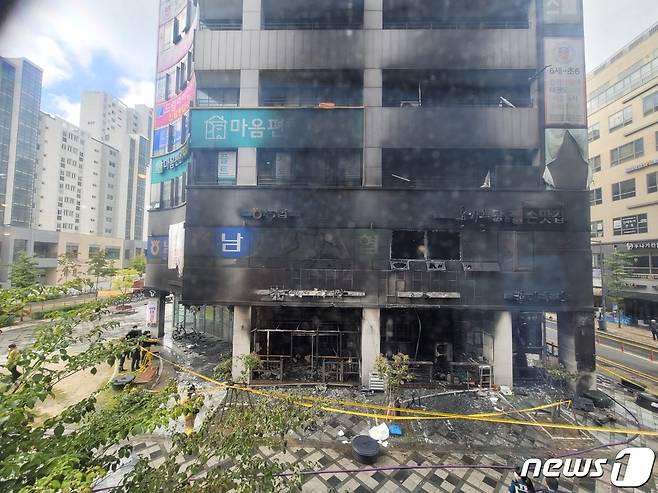 세종 보람동 7층 상가건물 화재수십명 대피 인명피해 없어