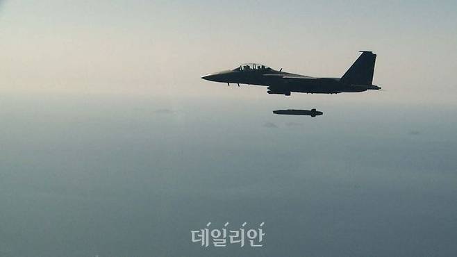 북한 Irbm 도발에한미 전투기 정밀폭격훈련 맞불