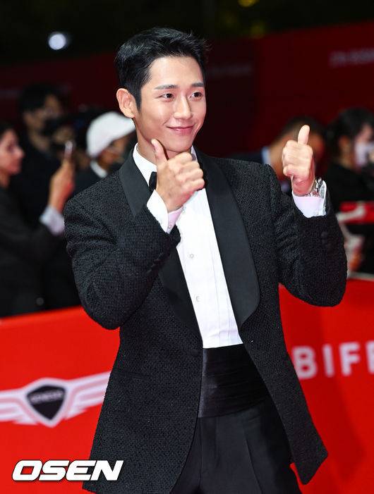 정해인,'BIFF 엄지척' [사진]